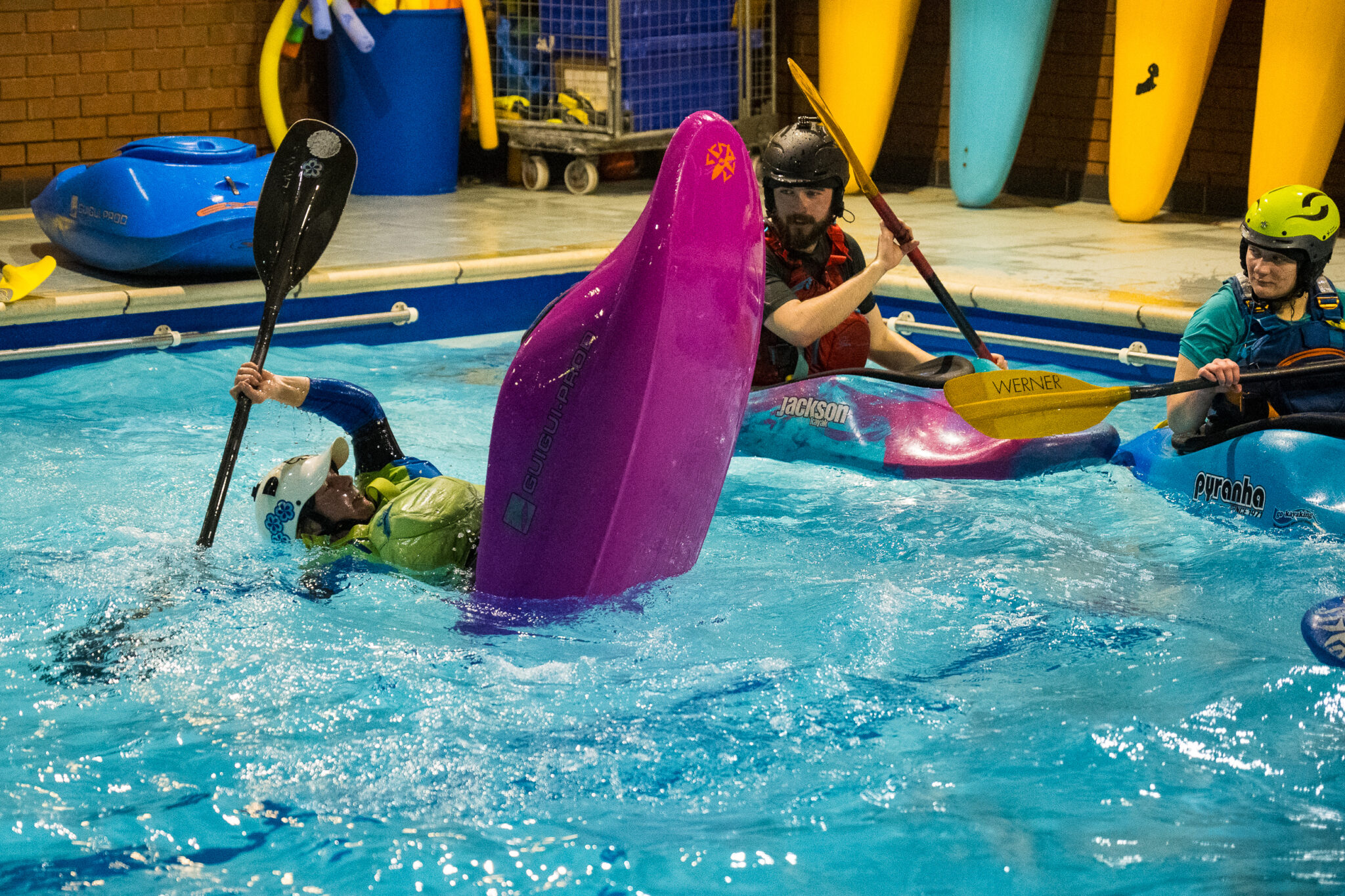 Freestyle with Lowri Davies – Telford Canoe Club